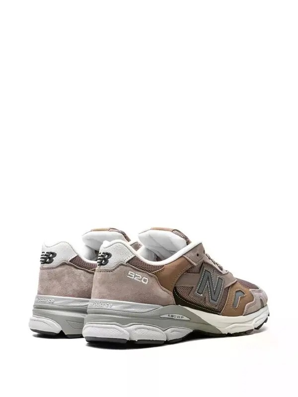 NEW BALANCE 920 Sneakers - Neutrals