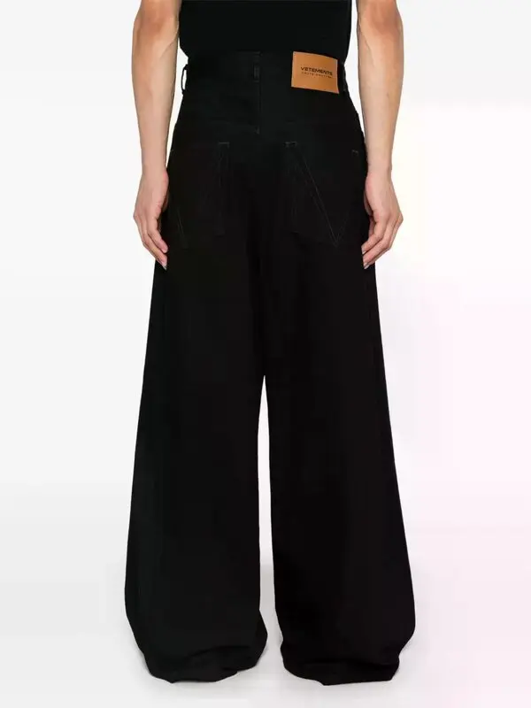 Vetements Big Shape Jeans