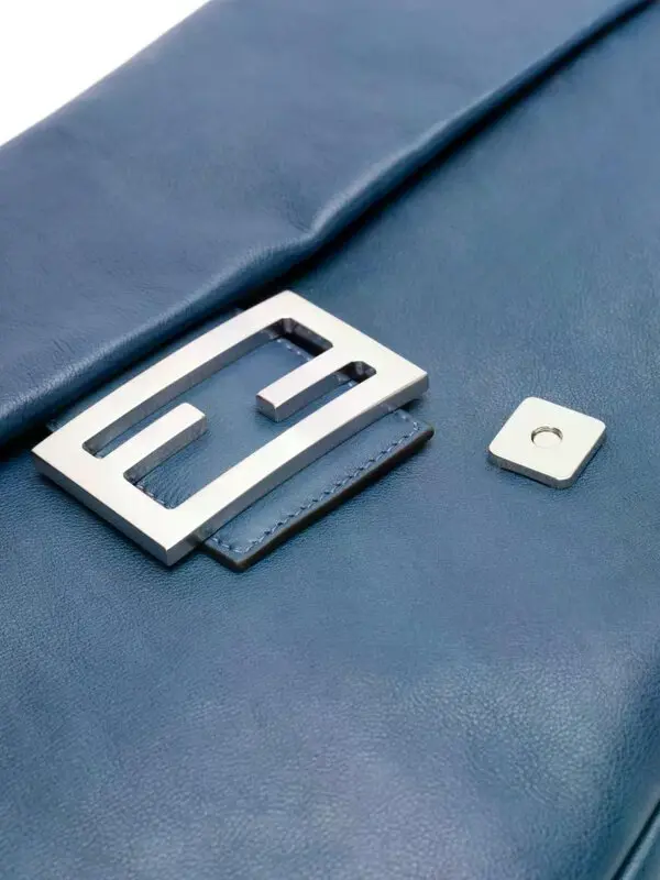 Fendi Leather Baguette Shoulder Bag - Blue