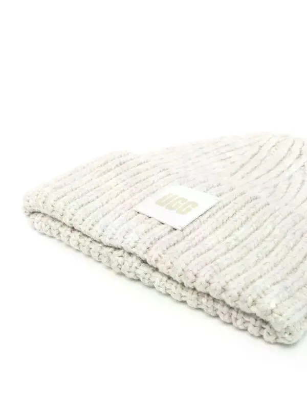 UGG Logo-patch Ribbed-knit Beanie