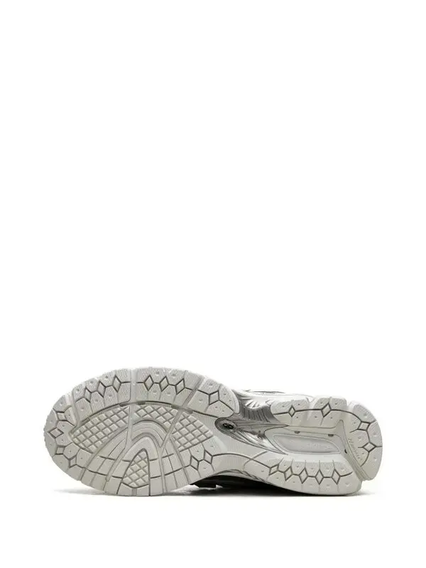 NEW BALANCE 1906r Surfer Sneakers