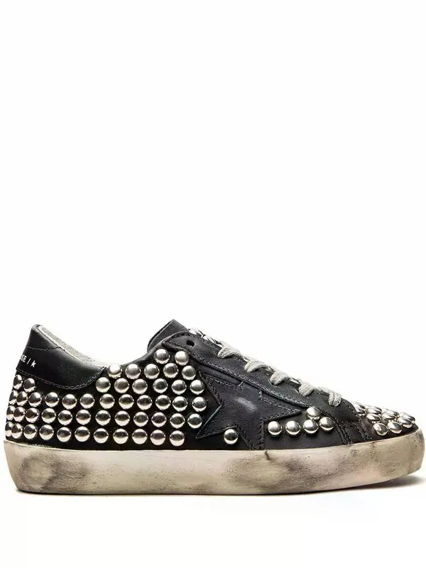 GOLDEN GOOSE Super-star Low-top Sneakers With Stud Detailing