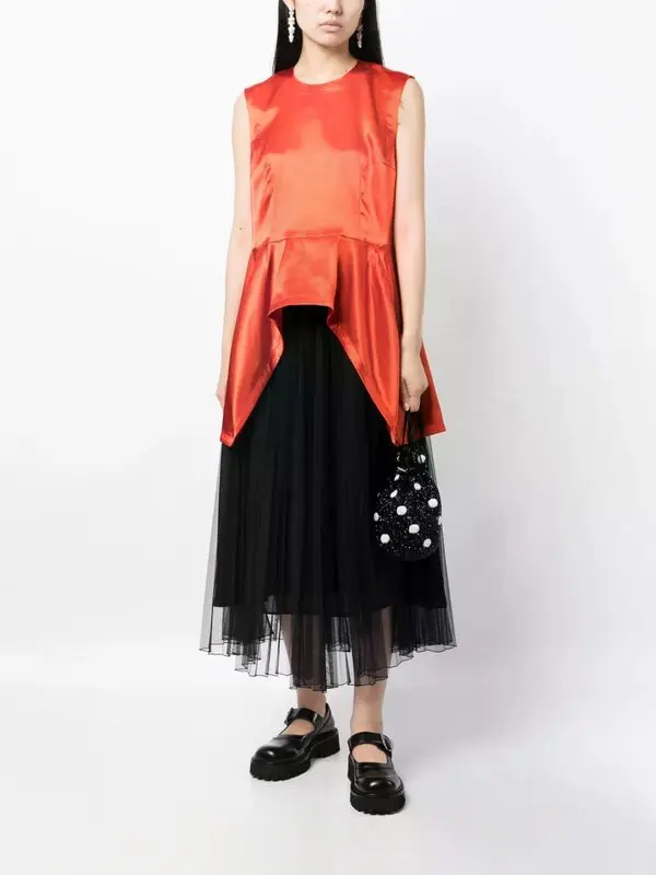 Comme Des Garçons Asymmetric-hem Satin Top