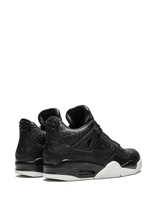 JORDAN 4 Retro Pinnacle Sneakers