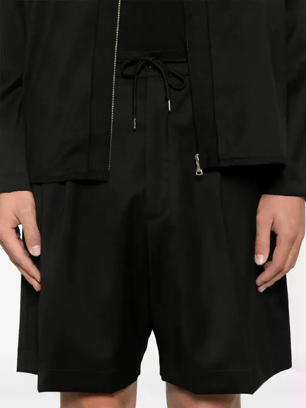 PAURA Ake' Shorts