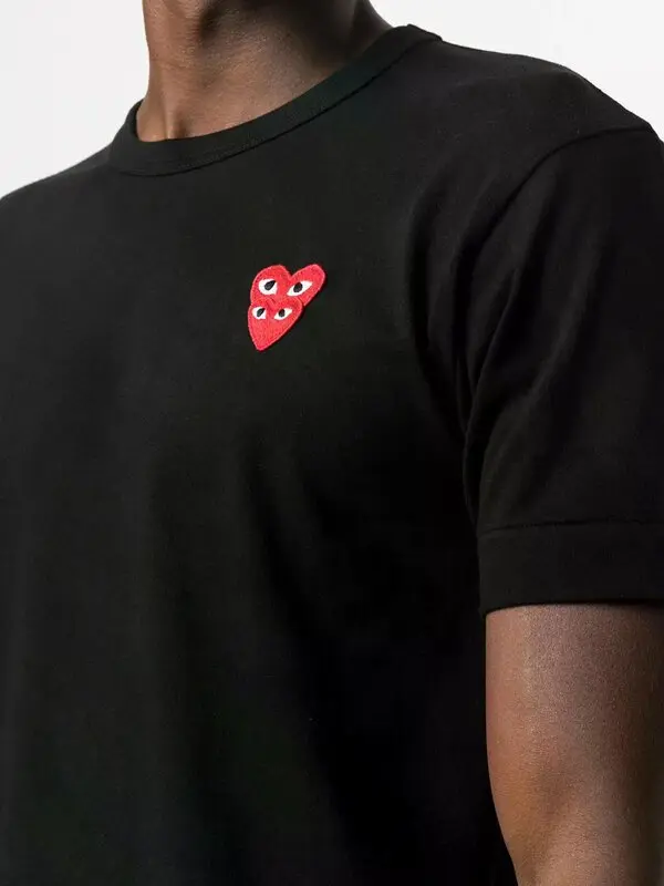 Play Comme Des Garcon Heart-embroidered Crew-neck T-shirt
