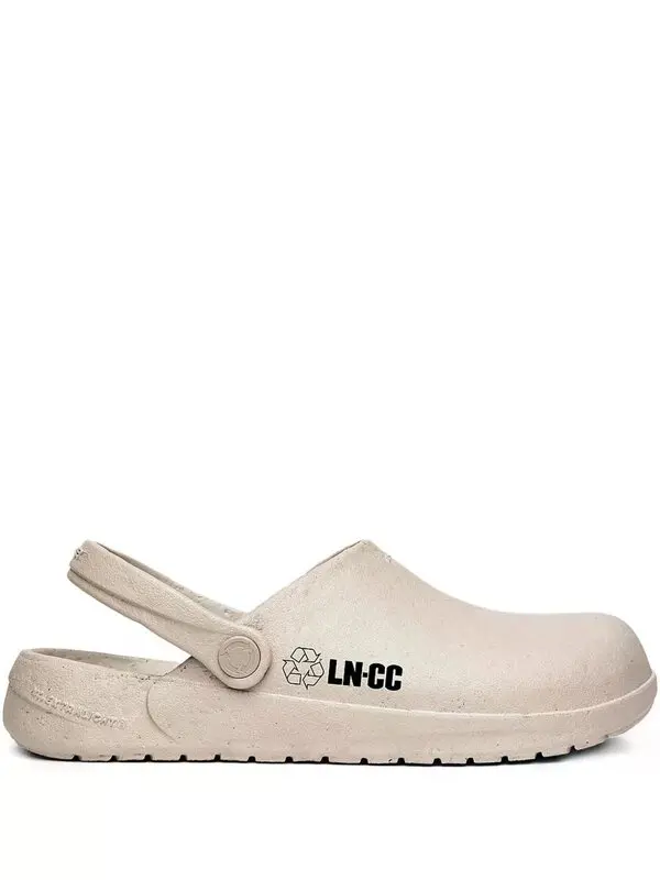 ALES GREY Rodeo Drive Clogs - Grey