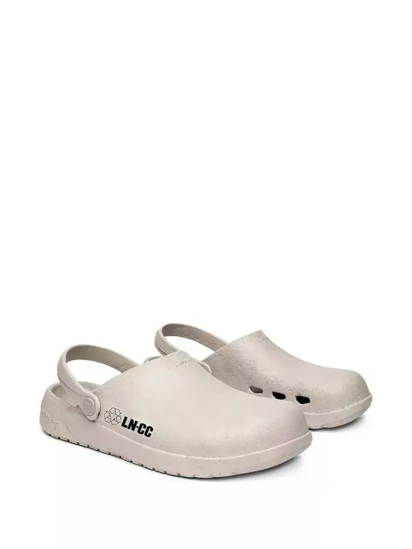 ALES GREY Rodeo Drive Clogs - Grey