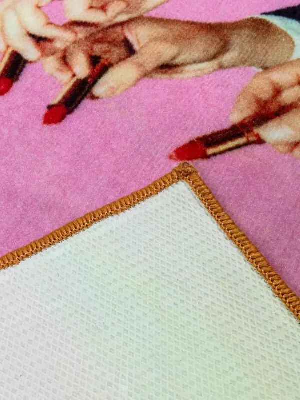SELETTI Lipstick Graphic-print Mat