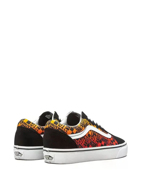 VANS Old Skool Off The Wall Logo Sneakers - Black