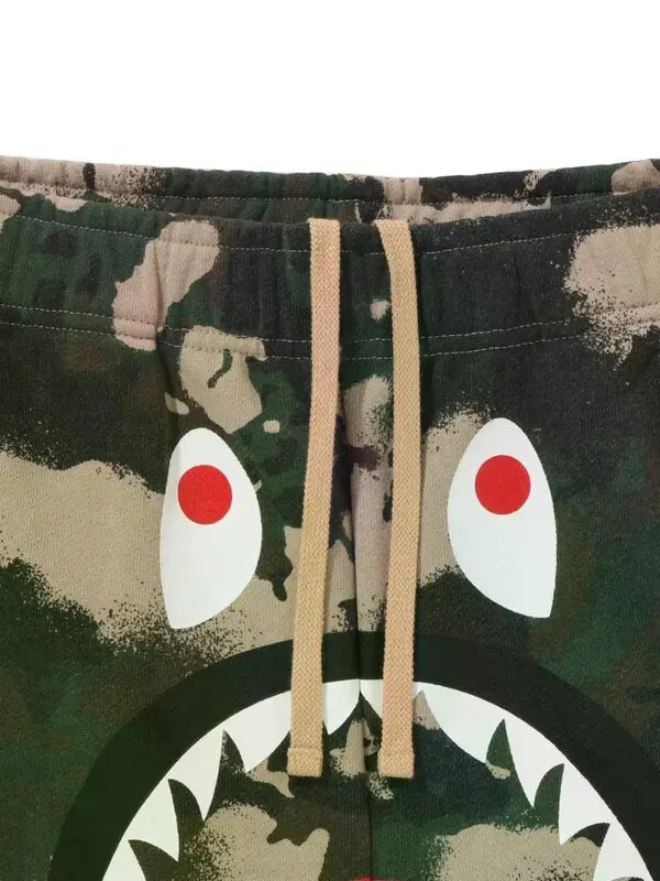 A BATHING APE Camouflage-print Shorts