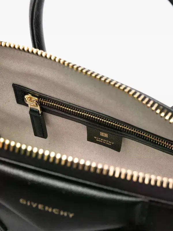 Givenchy Small Antigona Leather Bag - Black