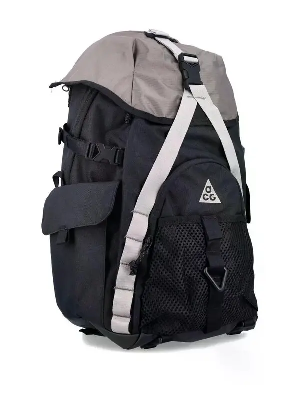 Nike Daymax” Mesh-pocket Backpack