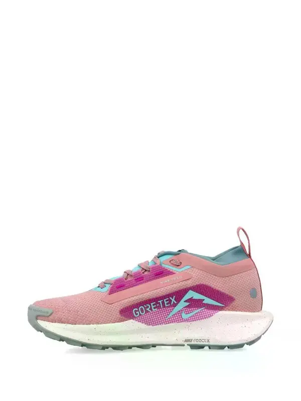 Nike Pegasus Trail 5 Gore-tex Sneakers