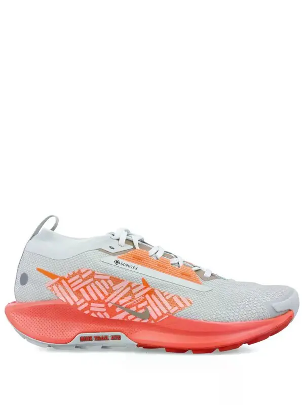 Nike Pegasus Trail 5 Gore-tex® Sneakers