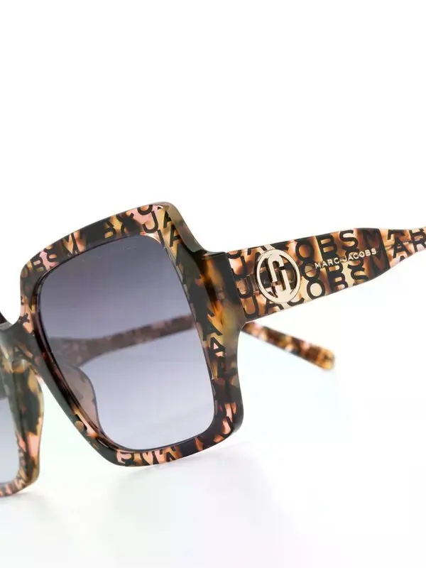 Marc Jacobs Oversize Frame Sunglasses - Brown