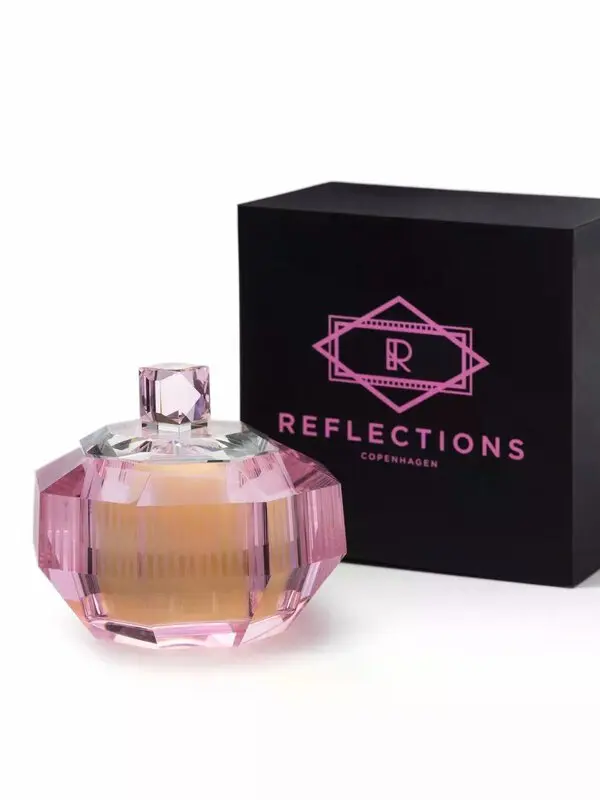 REFLECTIONS COPENHAGEN Clara Scented Candle