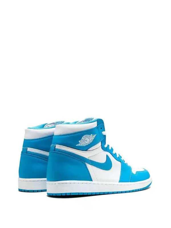 JORDAN 1 Retro Unc Sneakers - Blue