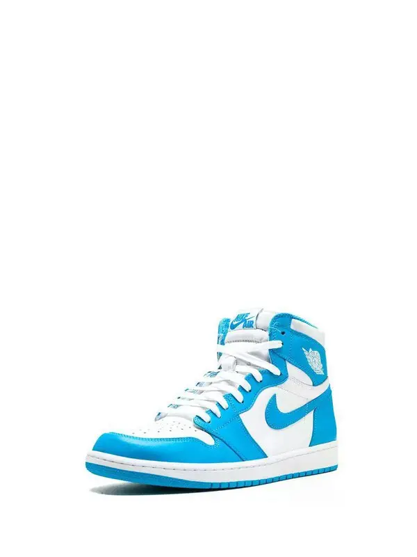 JORDAN 1 Retro Unc Sneakers - Blue