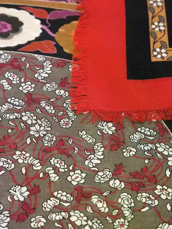 FERRAGAMO Floral Print Scarf