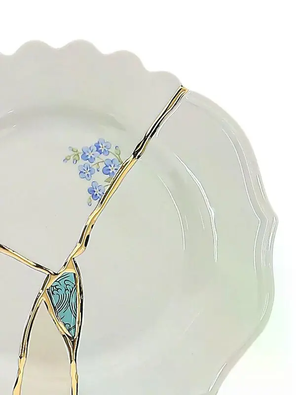 SELETTI Crack Detail Plate - White