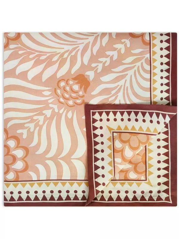 La DoubleJ Medium Tudor Tablecloth - Pink