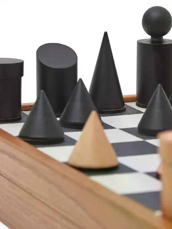 THE CONRAN SHOP Milos Chess Set - Black