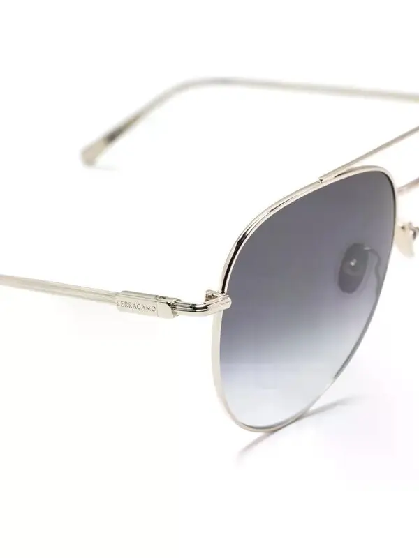 FERRAGAMO Sf 308s-715 Sunglasses
