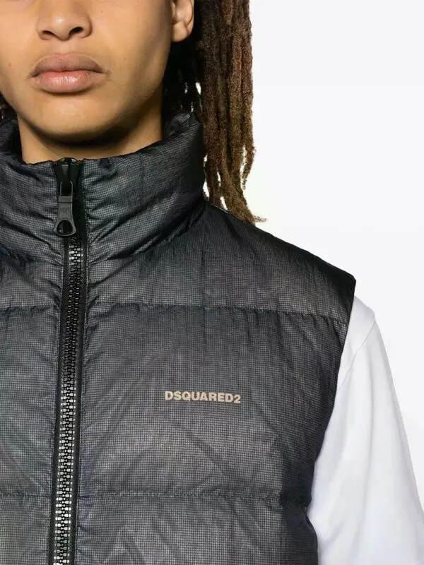 Dsquared2 Logo-embossed Ripstop Puffer Vest