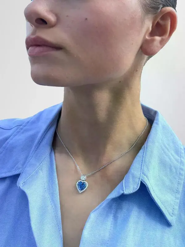 JUWELINA PARIS Heart Sapphire Pendant Necklace