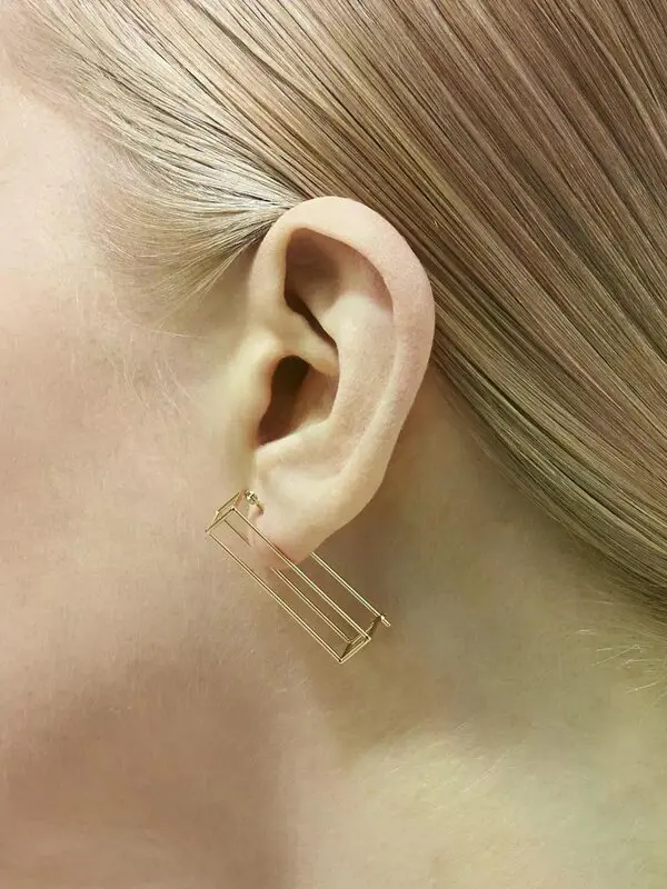 Shihara 18kt Yellow Rectangle Earring