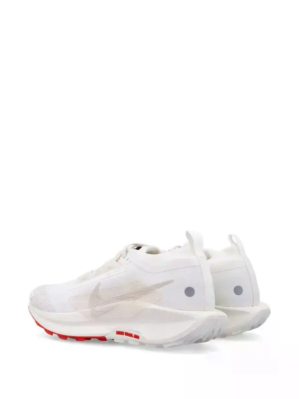 Nike Pegasus Trail 5 Gore-tex® Sneakers - White
