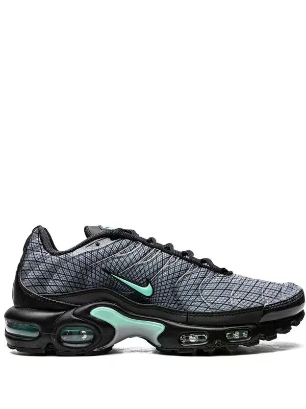 Nike Air Max Plus Spirograph Sneakers