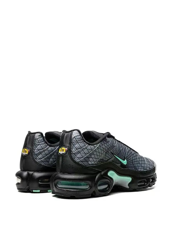 Nike Air Max Plus Spirograph Sneakers