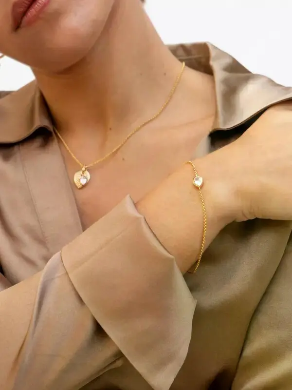 DOWER & HALL Pear Charm Chain Bracelet - Gold