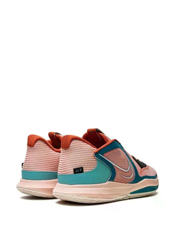 Nike Kyrie Low 5 Sneakers - Pink