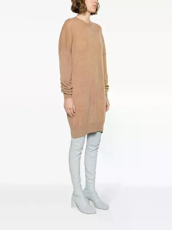 Khaite Fine-knit V-neck Jumper