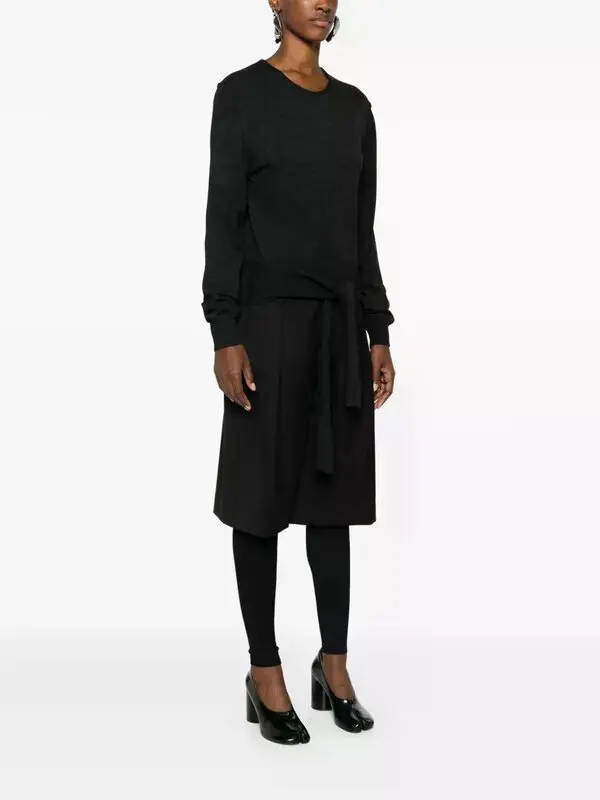 LEMAIRE Fine Knit Crew Neck Sweater With Asymmetric Detailing - Grey