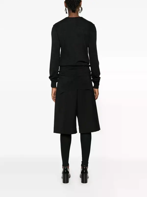 LEMAIRE Fine Knit Crew Neck Sweater With Asymmetric Detailing - Grey