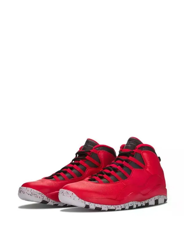 JORDAN 10 Retro 30th Bulls Over Broadway Sneakers - Red