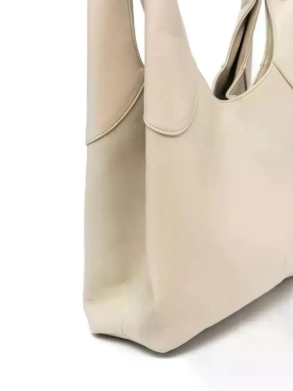 THEMOIRE Ninfa Shoulder Bag