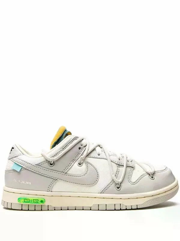 Nike X Off White Dunk Low Lot 42 Sneakers