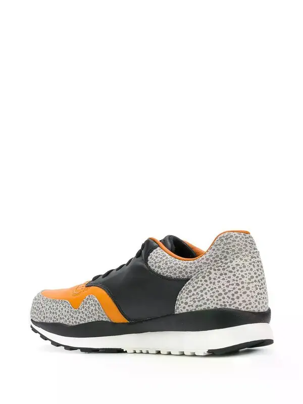 Nike Air Safari Qs Sneakers