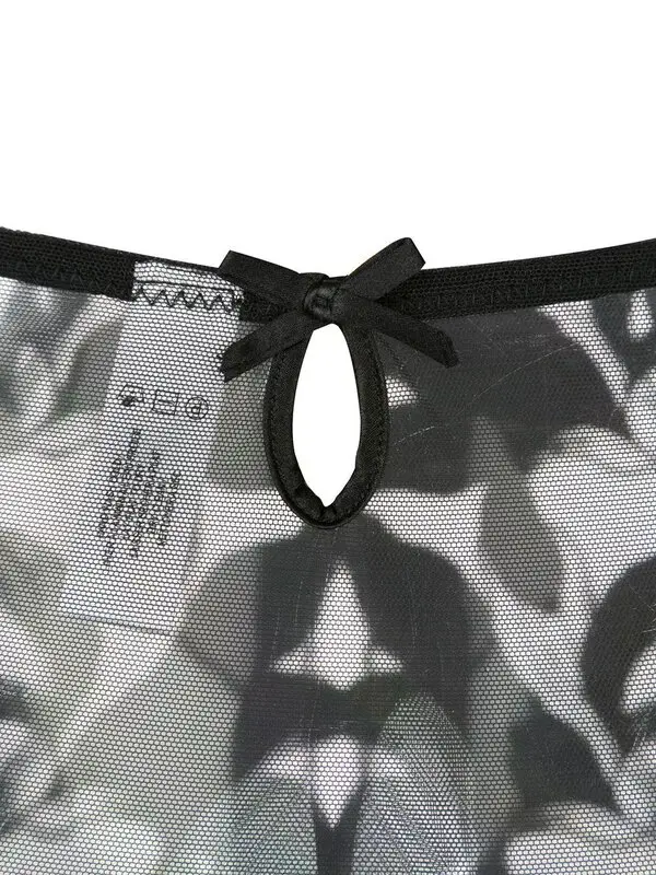 FLEUR DU MAL Lily Embroidered High-waisted Thong