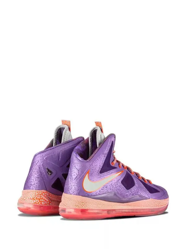 Nike Lebron Extraterrestrial Sneakers