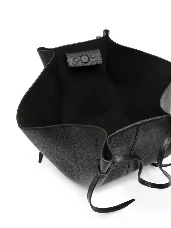 Yuzefi Mochi Pebbled Shoulder Bag - Black