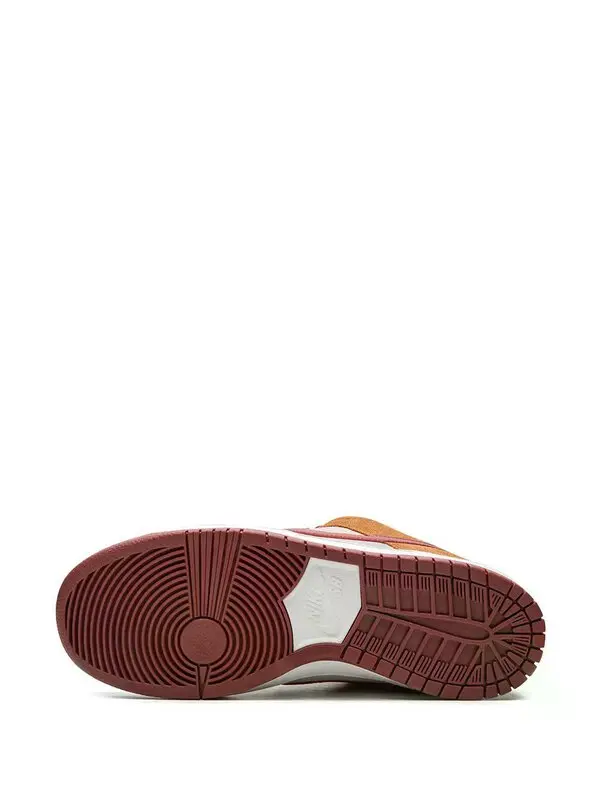 Nike Dunk Low Pro Sneakers - Orange