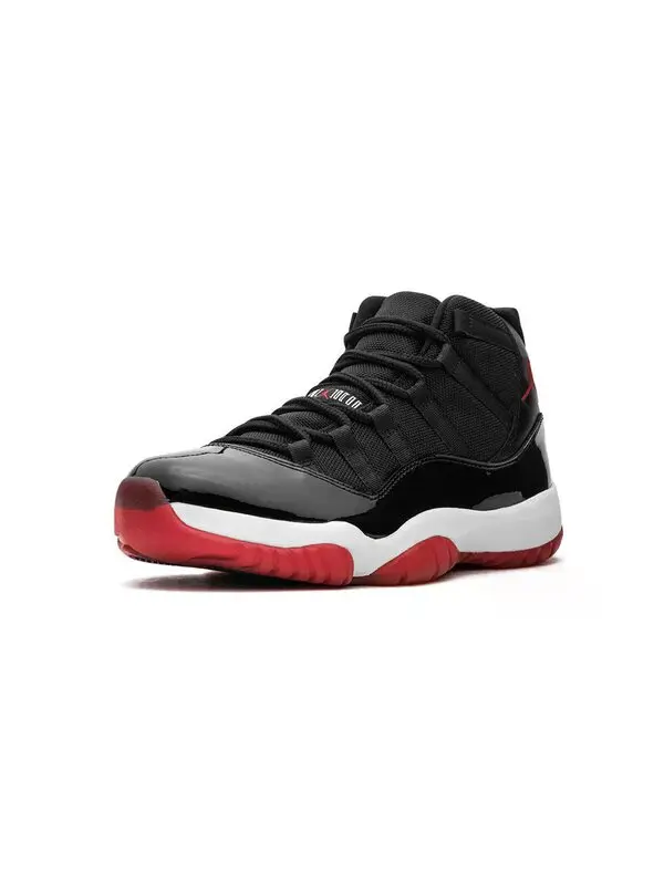 JORDAN Retro Bred Sneakers - Black