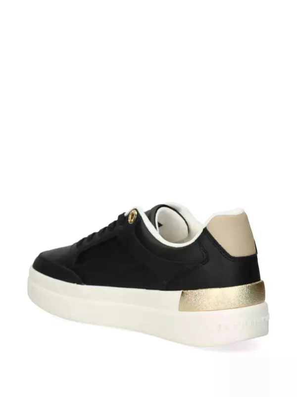 Tommy Hilfiger Logo Sneakers