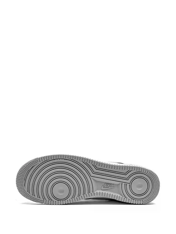 Nike Air Force 1 '07 Emb Sneakers - Black